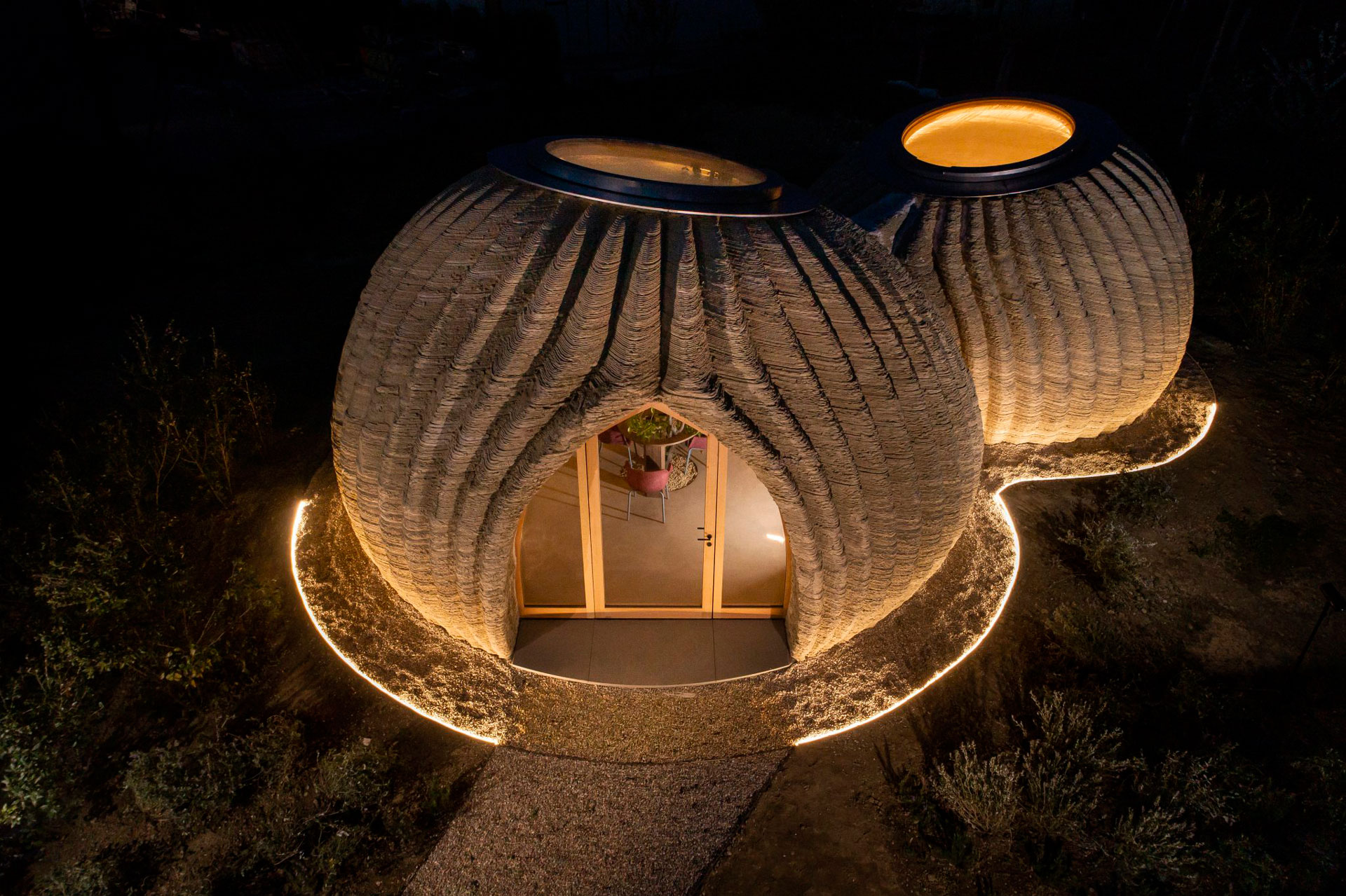 TECLA 3D-printed clay houses - Viva Lanzarote